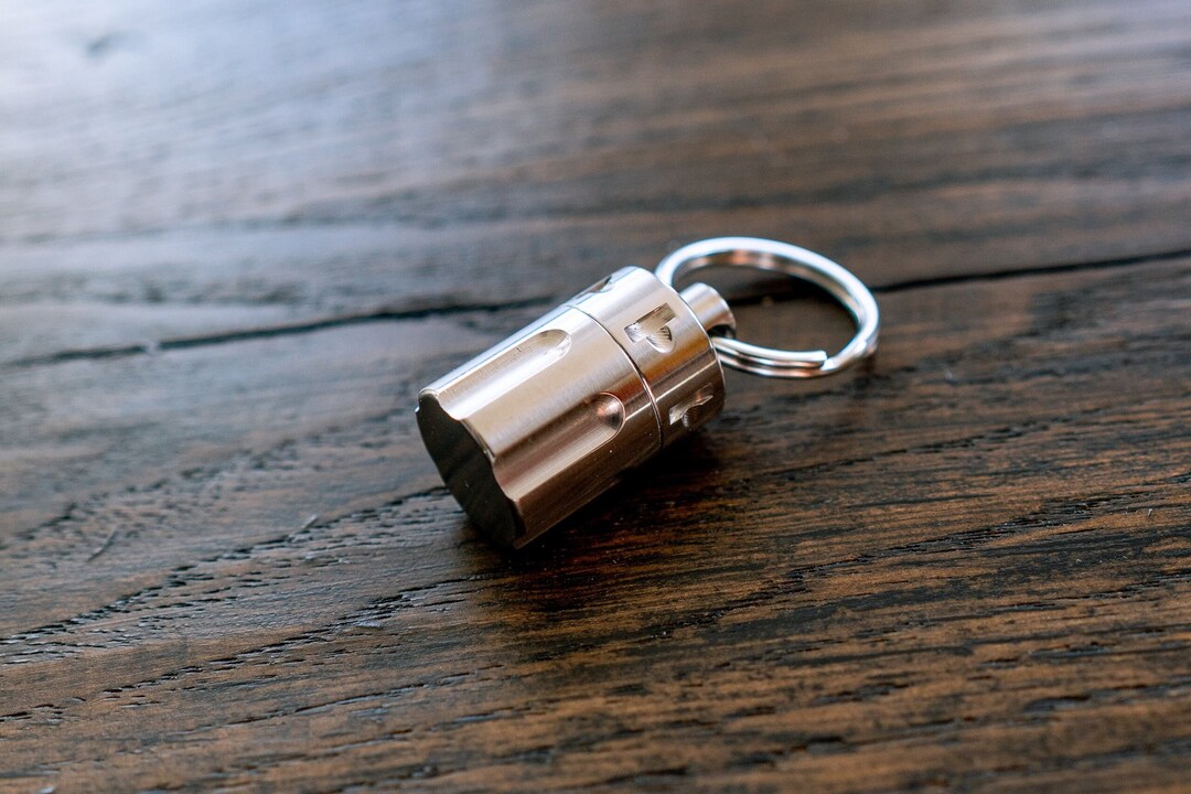 Titanium Pill Case EDC Keychain Waterproof Pill Box Key Ring Pendant ...