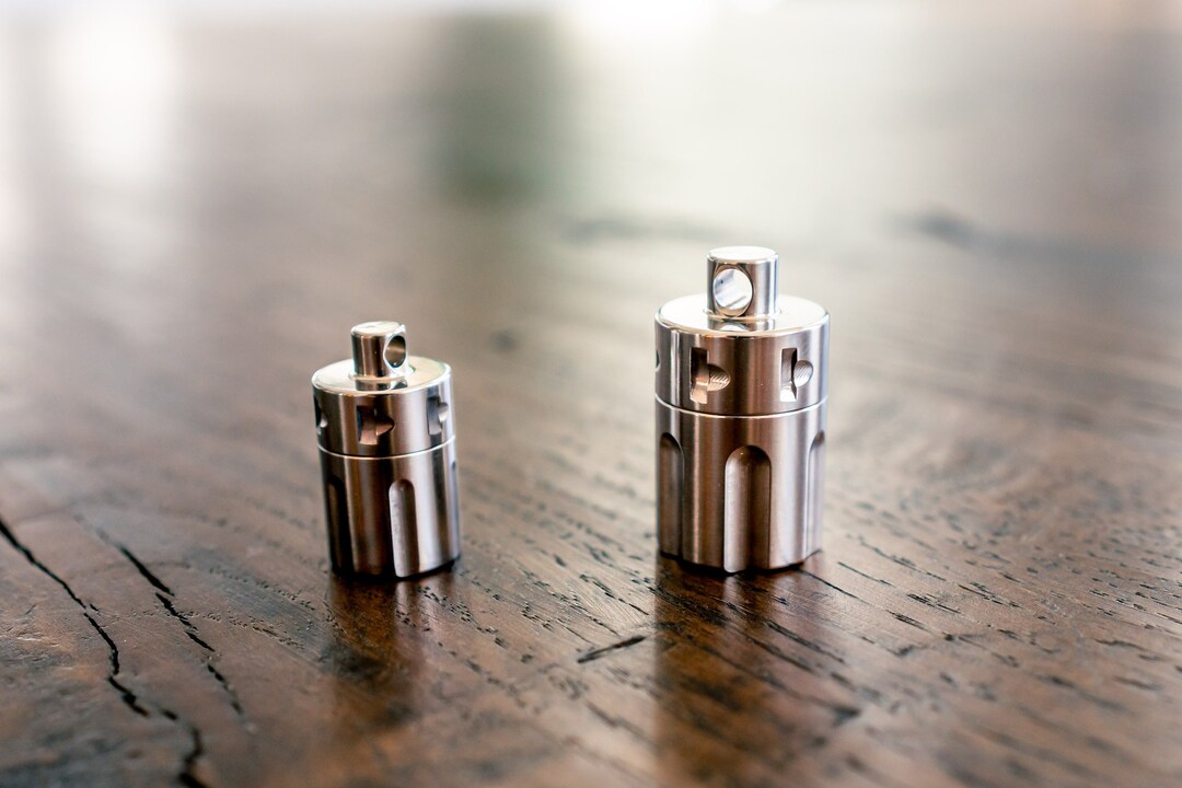 Titanium Pill Case EDC Keychain Waterproof Pill Box Key Ring Pendant ...