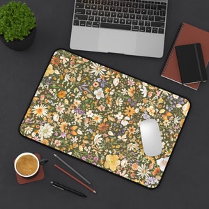 Floral Green Desk Mat, Boho Wildflower Keyboard Mat, Sage Green Flower ...
