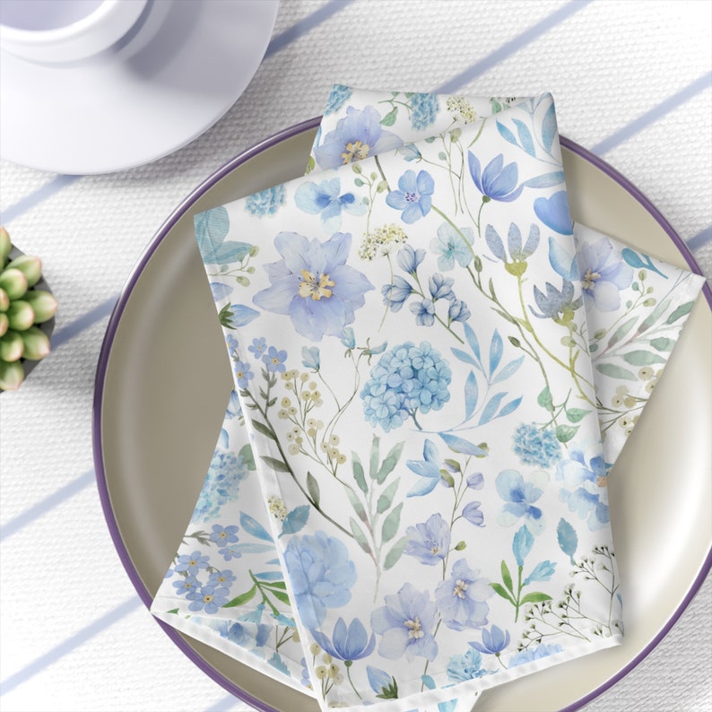 Floral Blue Napkins, Light Blue Flower Napkins, Watercolor Blue Floral ...