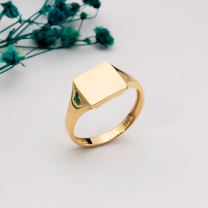 Square Signet Ring in 14K Solid Gold, Engraved Signet Ring, Custom ...