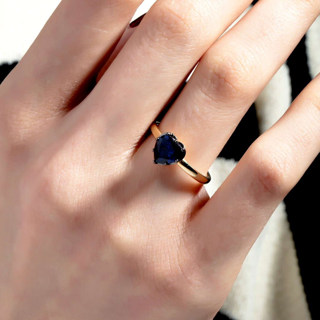 14K Solid Gold Heart Solitaire Ring, Gold Sapphire Gemstone Ring ...