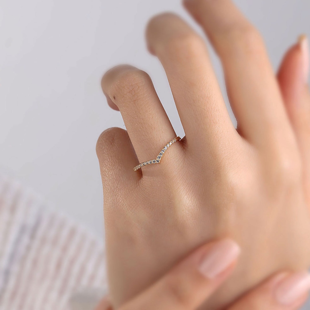 14K Solid Gold Pave Curved Wedding Ring, Minimalist Bridal Wedding Ring, Dainty Chevron Stacking ...