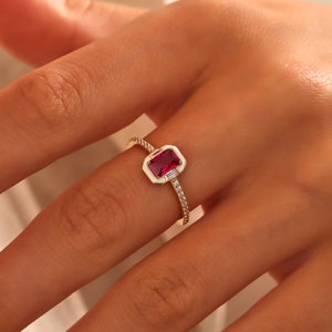 Ruby Ring Vintage Gold, Emerald Cut Ruby Ring, Ruby Dainty Baguette Stacking Ring, 14K Natural ...