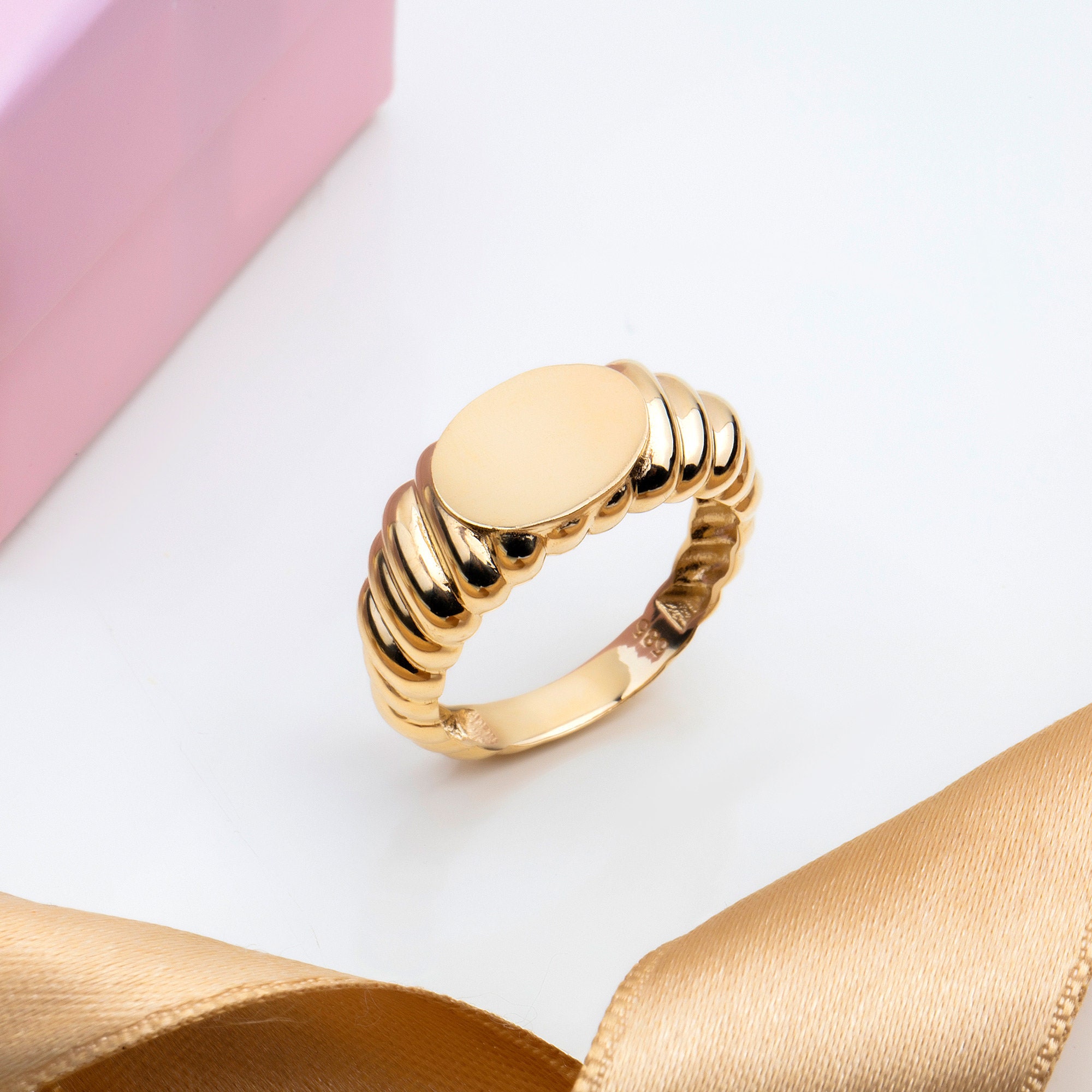 Oval Signet Ring 14K Yellow Gold Custom Signet Ring Gold - Etsy