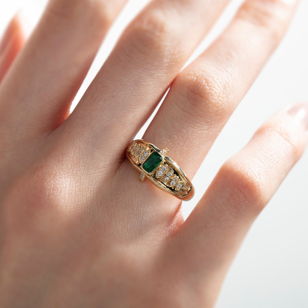 14K Solid Gold Green Emerald Gemstone Ring for Women, Dainty Emerald ...