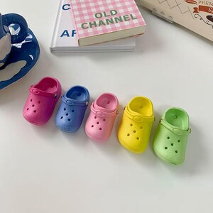 Mini Crocs Shoes Fridge Magnets , Cute Refrigerator Magnet, Creative ...