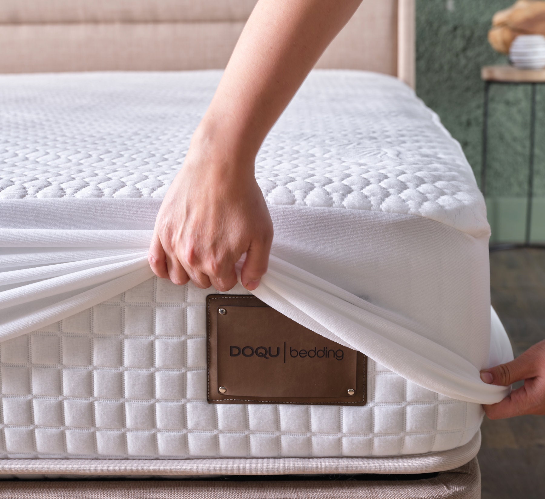 Cotton and Aloe Vera Mattress Protector, Waterproof Vinyl Bed Cover Pad ...