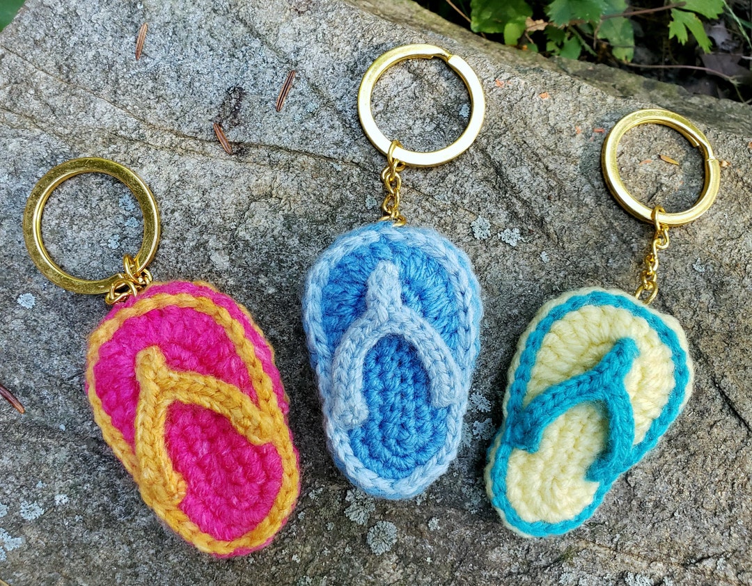 Crochet Summer Sandal Keychain - Etsy