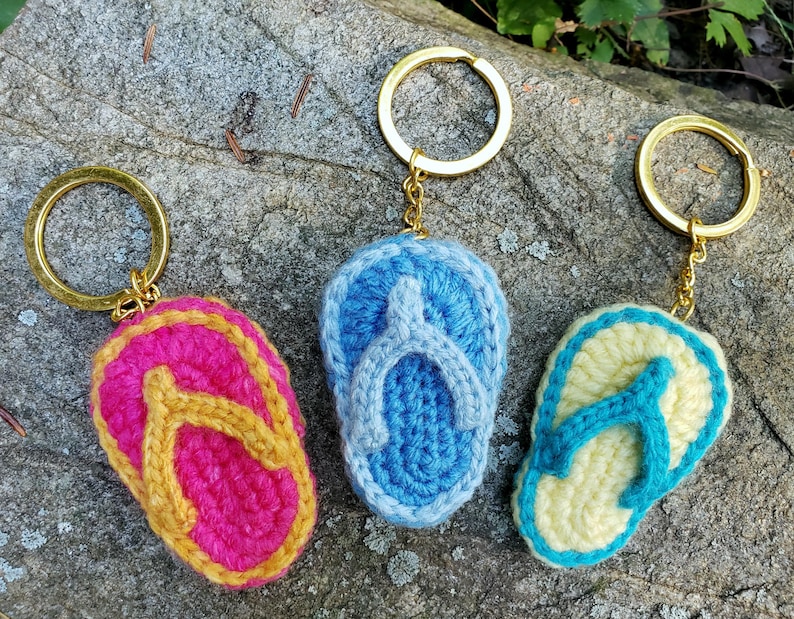 Crochet Summer Sandal Keychain - Etsy
