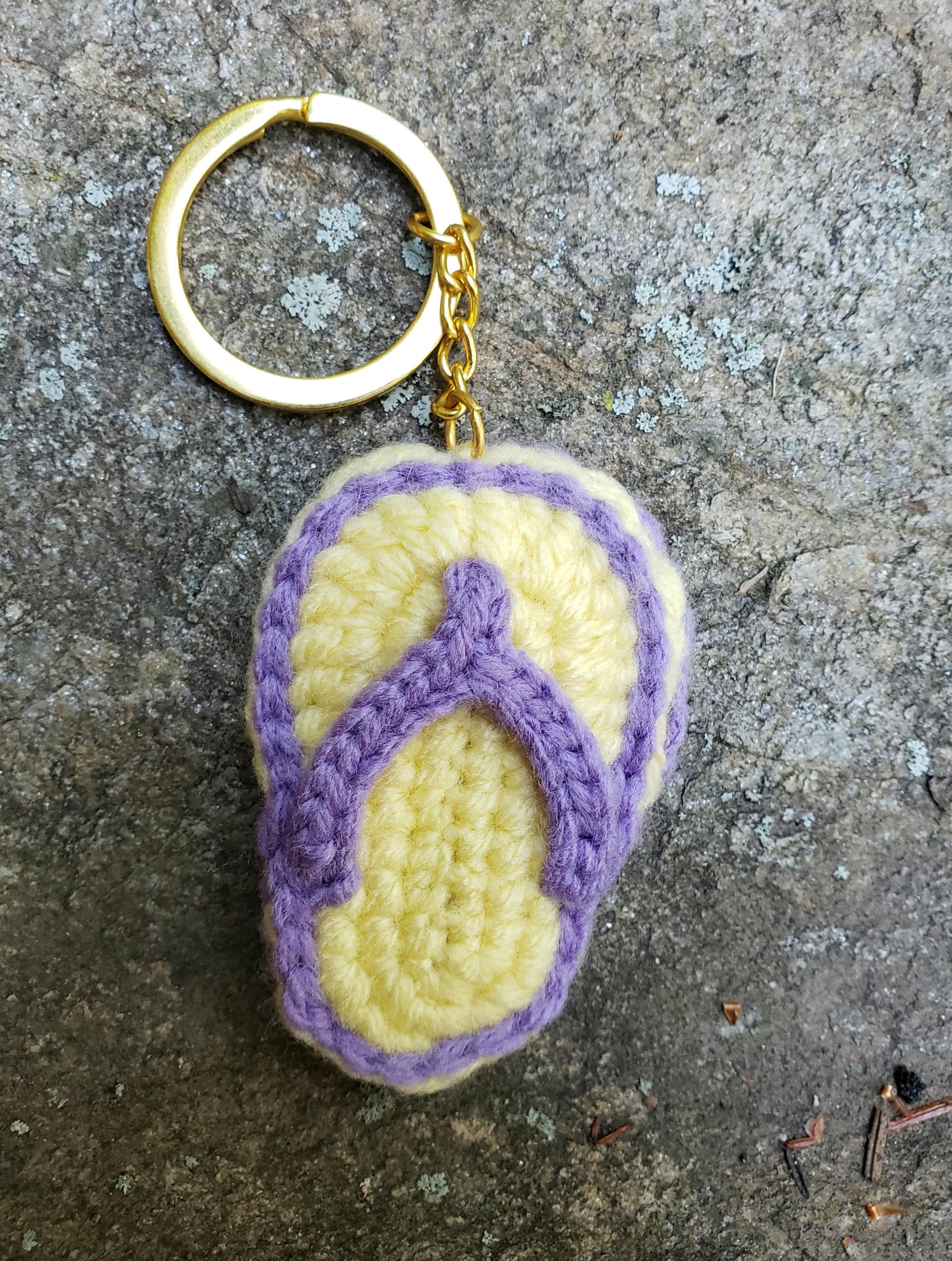 Crochet Summer Sandal Keychain - Etsy