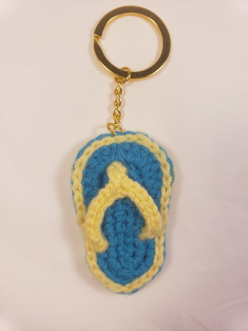Crochet Summer Flip-flop/sandal Keychain - Etsy