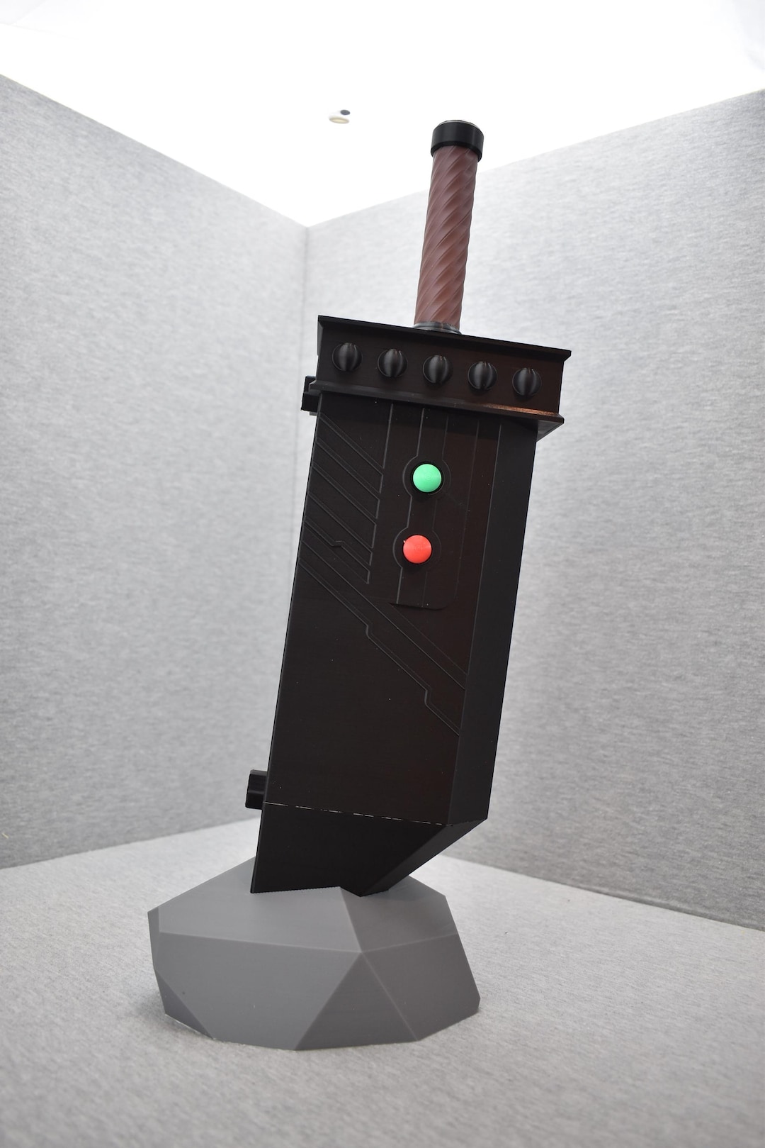 Buster Sword MTG Deck Box – Final Fantasy VII, EDH Card Storage - Etsy