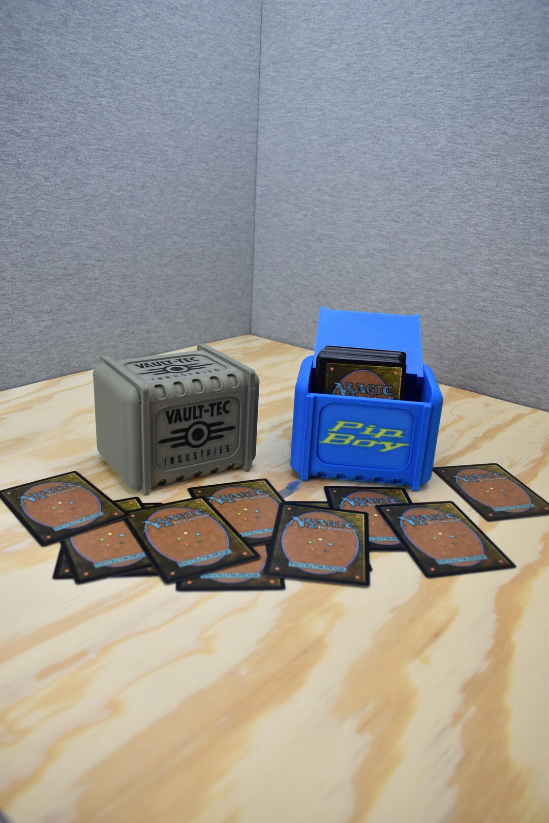 MTG Fallout Customizable Container Deck Box Commander Magic the ...