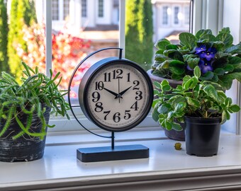 Black Table Clock With Wood Details, Classic Small Round Clock, Silent ...