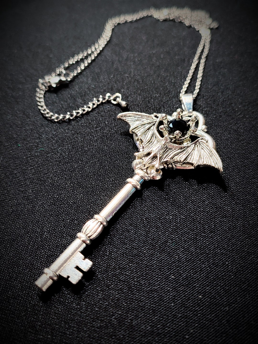 Key Necklace Vampire Bat Gothic Pendant Black Jewelry Unique Fantasy ...
