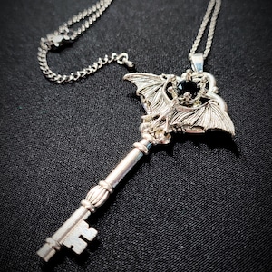 Key Necklace Vampire Bat Gothic Pendant Black Jewelry Unique Fantasy ...