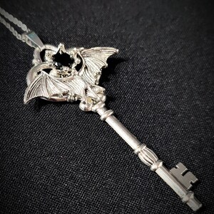 Key Necklace Vampire Bat Gothic Pendant Black Jewelry Unique Fantasy ...