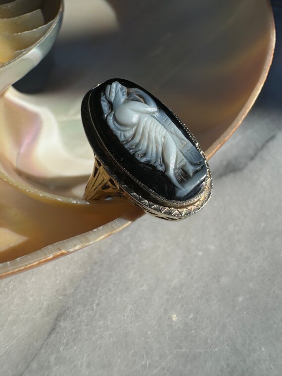 Antique 10K Black Agate Carved Toga Goddess Ring Size… - Gem