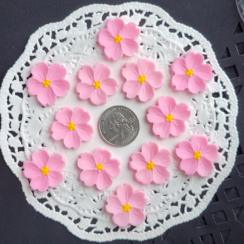 12PCS Cherry Blossom Icing Edible Flowers, Fondant Flowers, Gum Paste ...