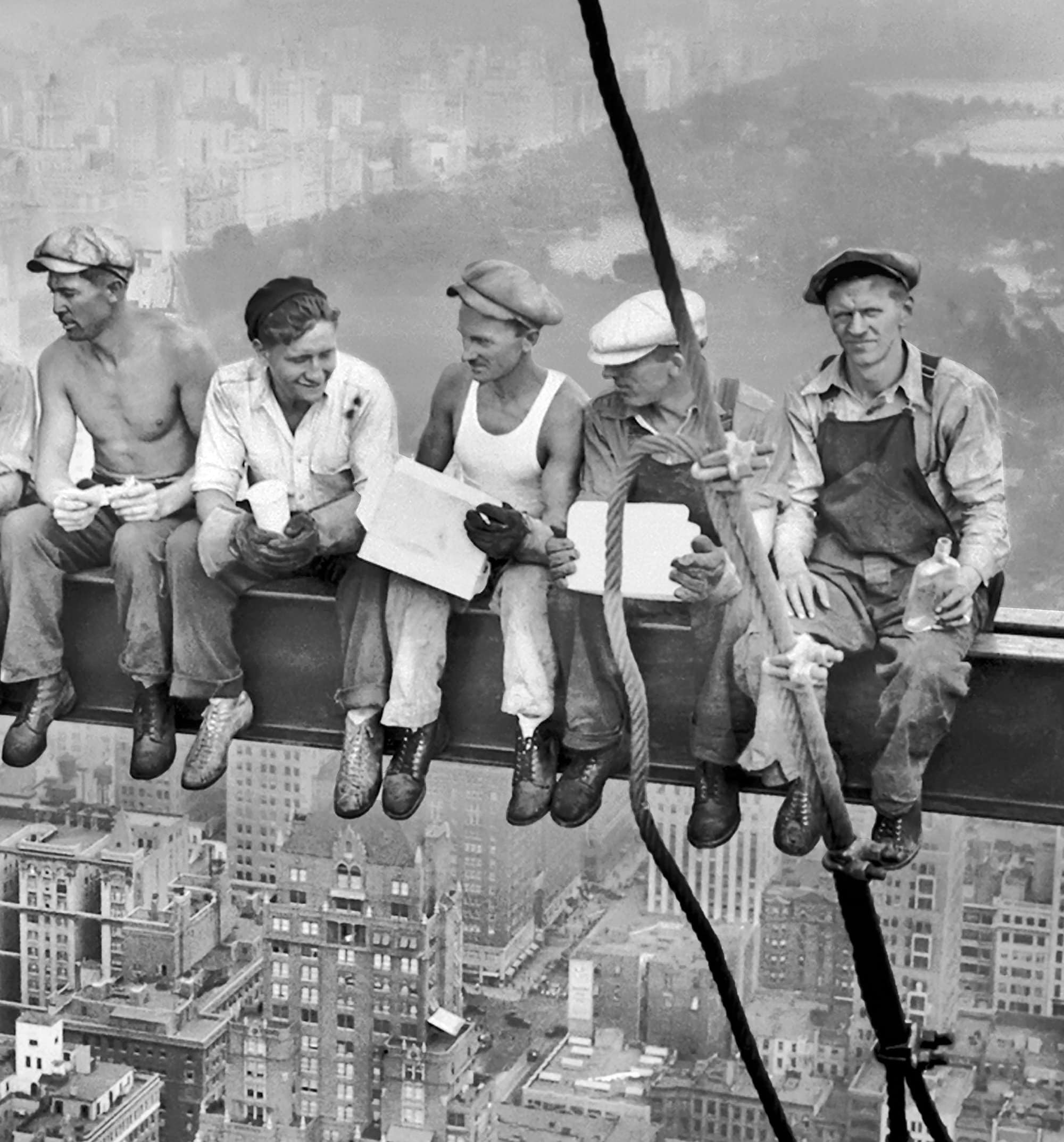Men Having Lunch Atop Skyscraper Canvas New York Canvas of Iconic Photo ...