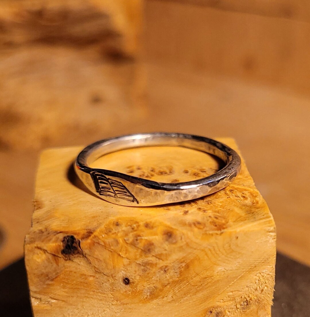 Hammered Sterling Silver Bibliophilia Ring - Etsy