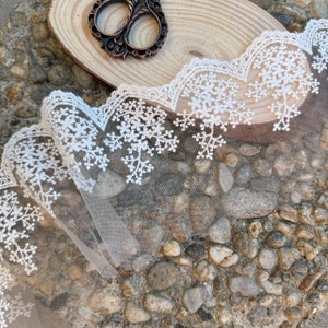 Embroidered Cotton Lace Trim: Off-white 4" Wide Scalloped Bridal Edging ...