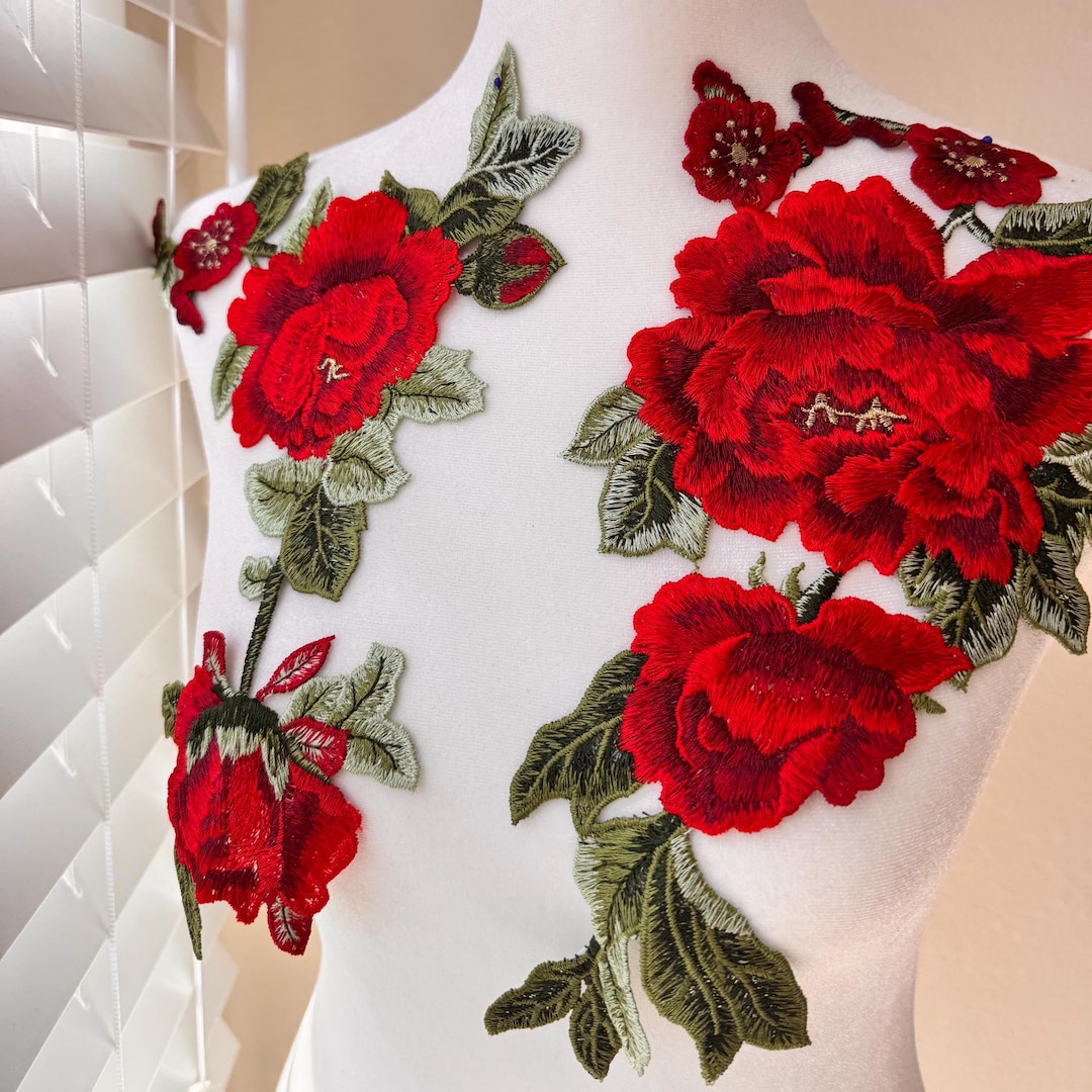 Red Rose Embroidered Applique Set: Couture Costume Patches - Etsy