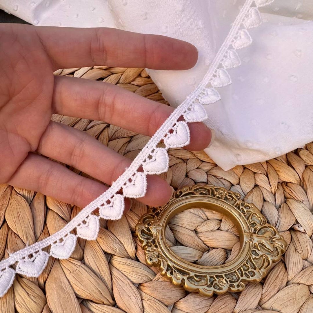 Crochet Cotton Lace Trim: off White Heart Ribbon Embroidery, Venice ...