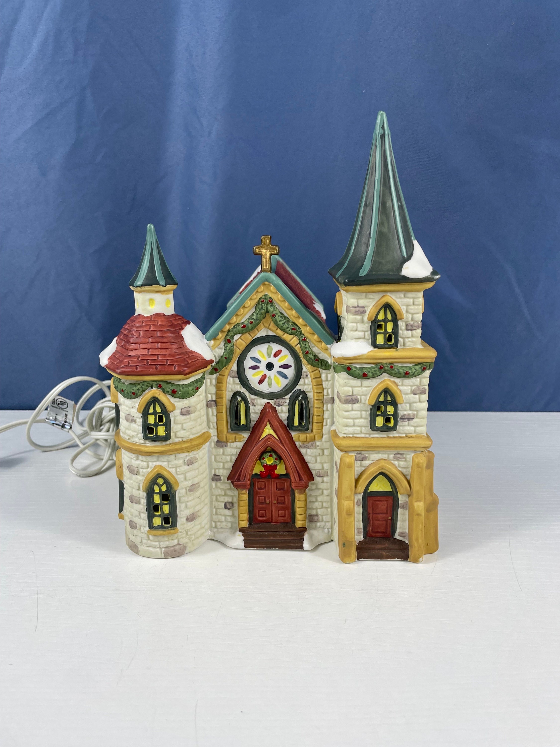 DICKENS COLLECTABLES Christmas Village Illuminated Church Cathedral - Etsy