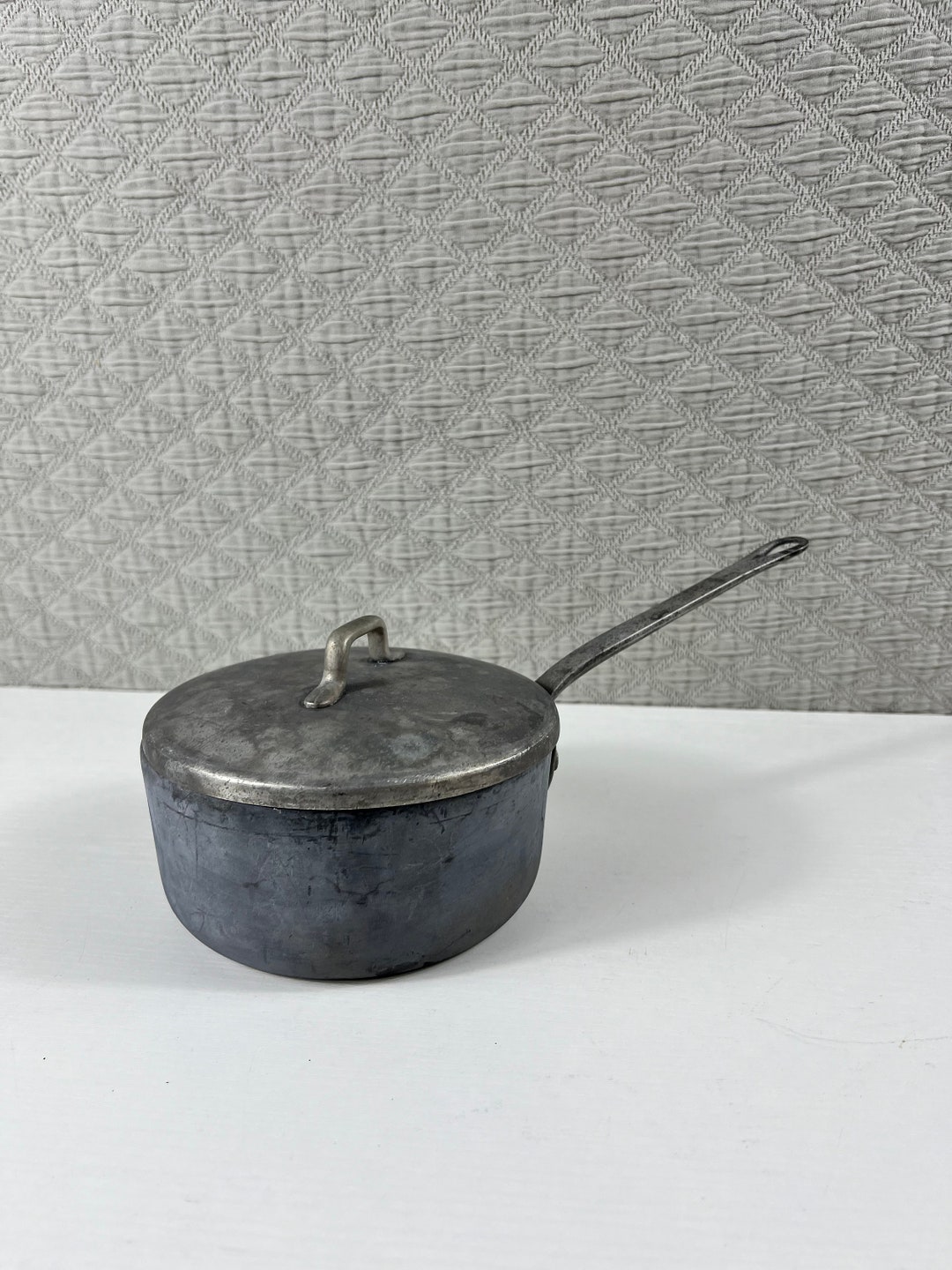 Magnalite Professional GHC 1 Quart Anodized Aluminum Saucepan With Lid ...