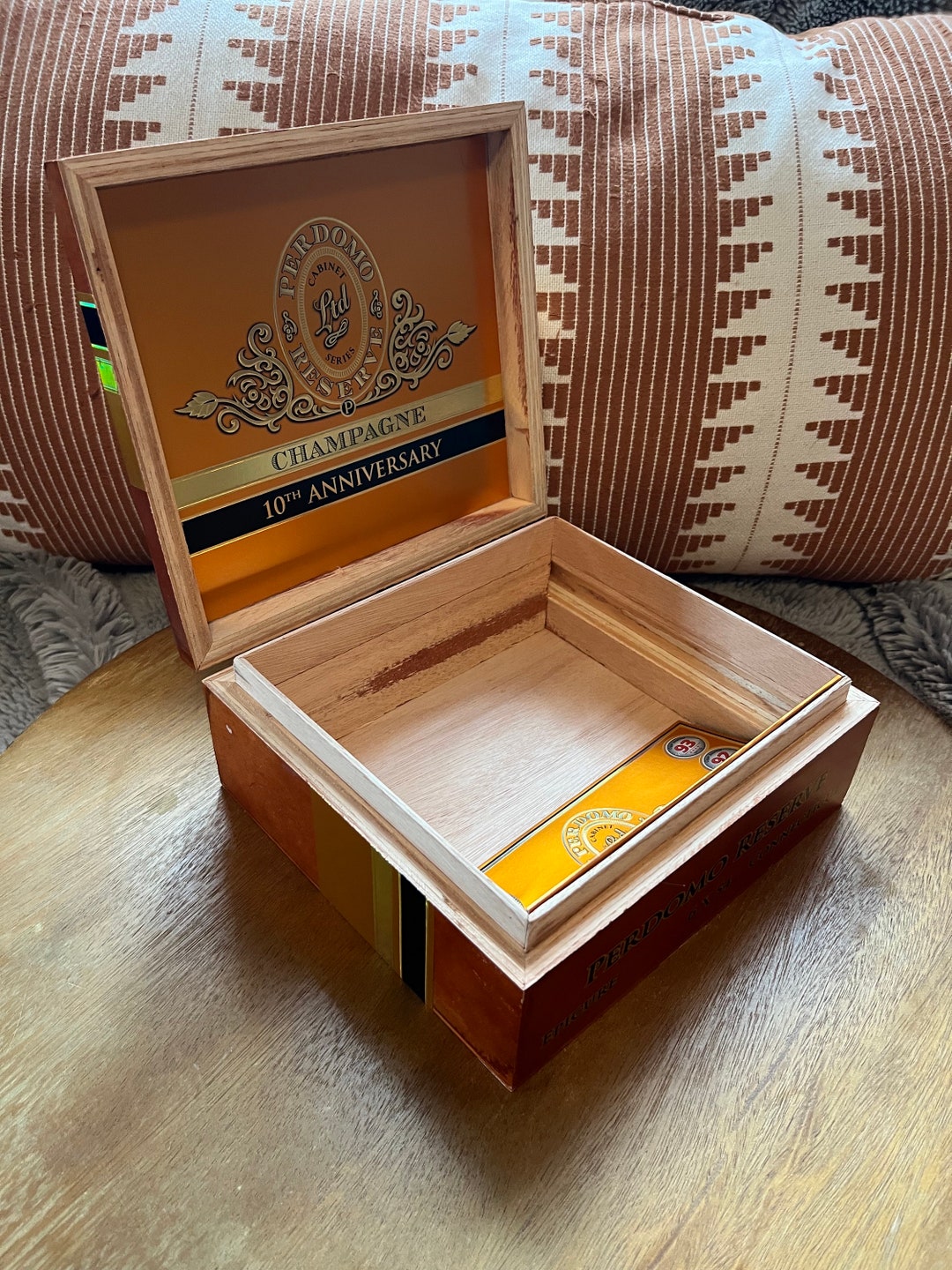 Empty Cigar Box 8x7x3.5 - Etsy