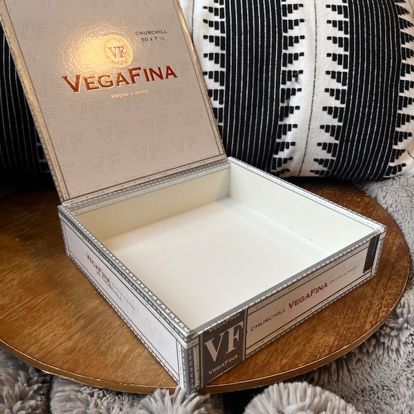 8x8x2 Gift Box - 60+ Gift Ideas for 2025