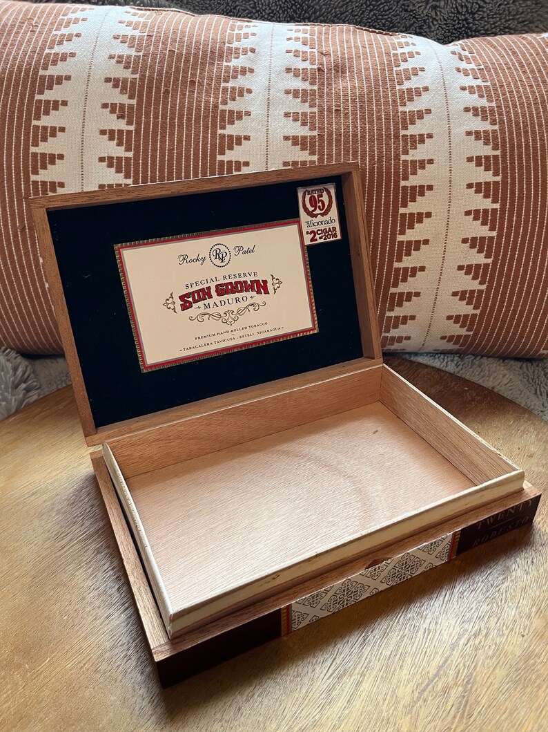 Empty Cigar Box 9x6x2 - Etsy