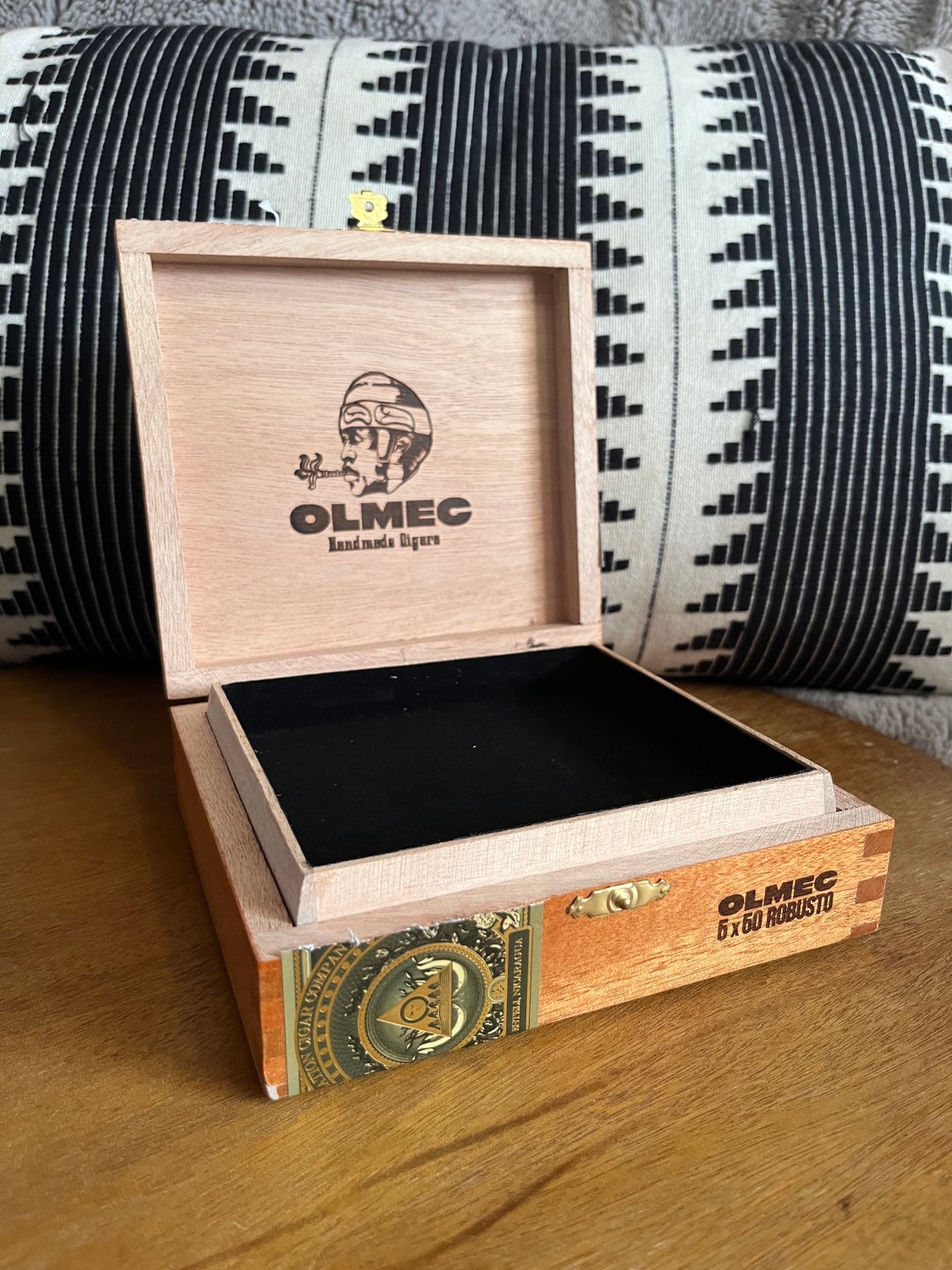 Empty Cigar Box 6x6x2 - Etsy