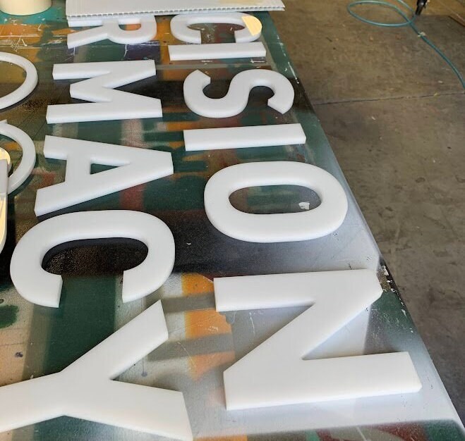 1/4 Acrylic Dimensional 3D Letters Sign for Your Logo and Lobby Signs ...