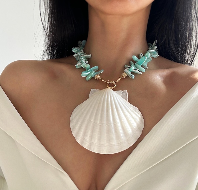 Multi Way Chunky Seashell Necklace • Natural White Shell Necklace ...