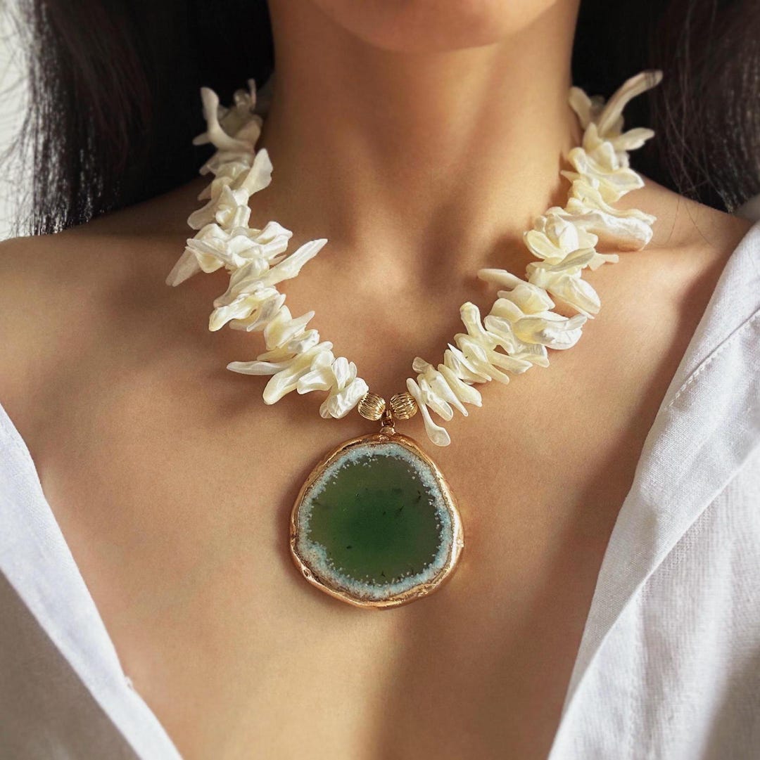 Bold Statement Natural Shell Necklace • Large Green Agate Pendant ...