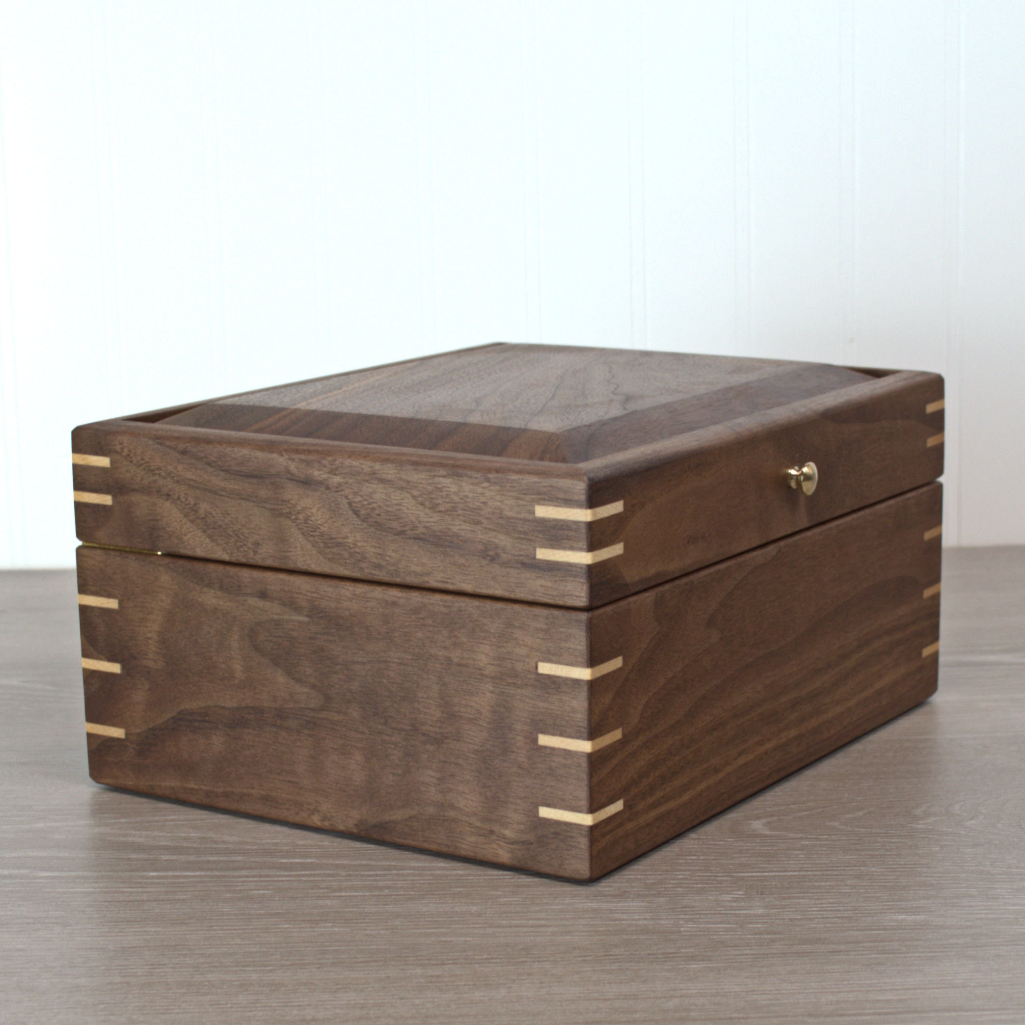 Black Walnut Keepsake Box, Curly Maple Liner, Felt Bottom - Etsy