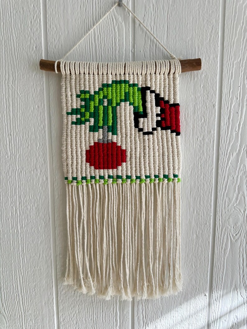 The Grinch Christmas Macrame Pixel Wall Hanging - Etsy
