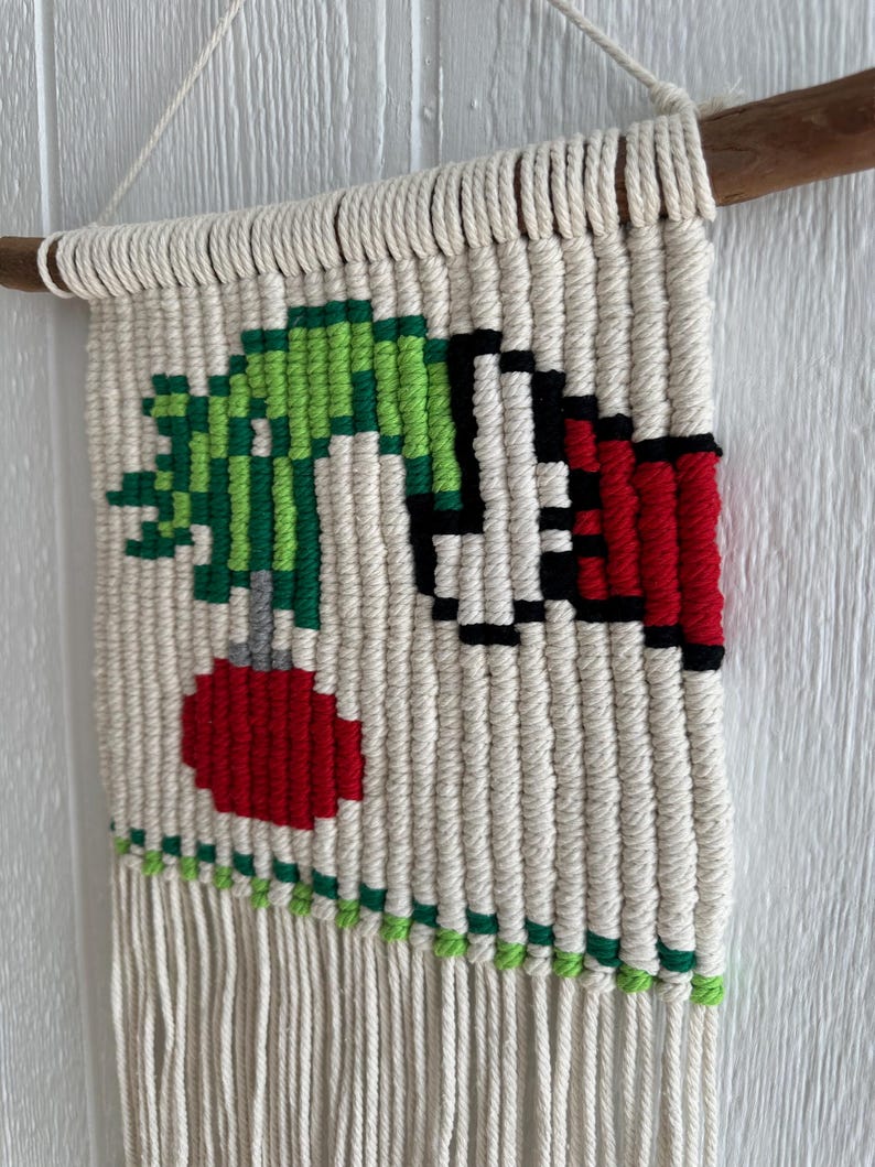 The Grinch Christmas Macrame Pixel Wall Hanging - Etsy
