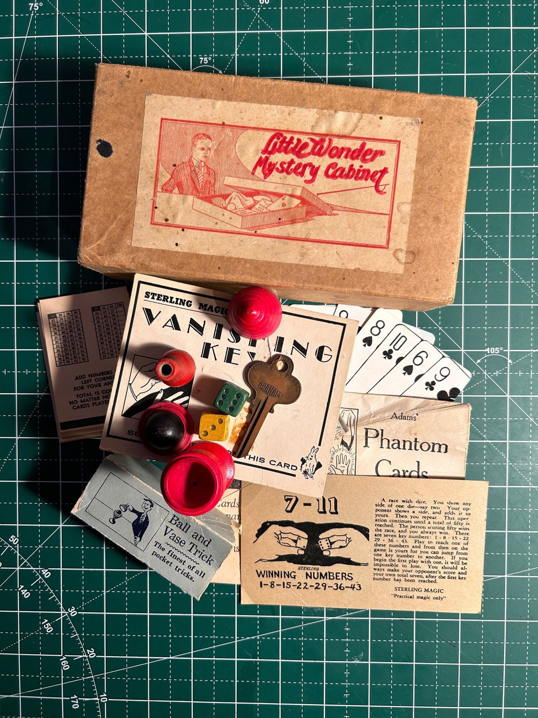 1930s Vintage Magic Kit Little Wonder Mystery Cabinet Vtg Card Sleight ...