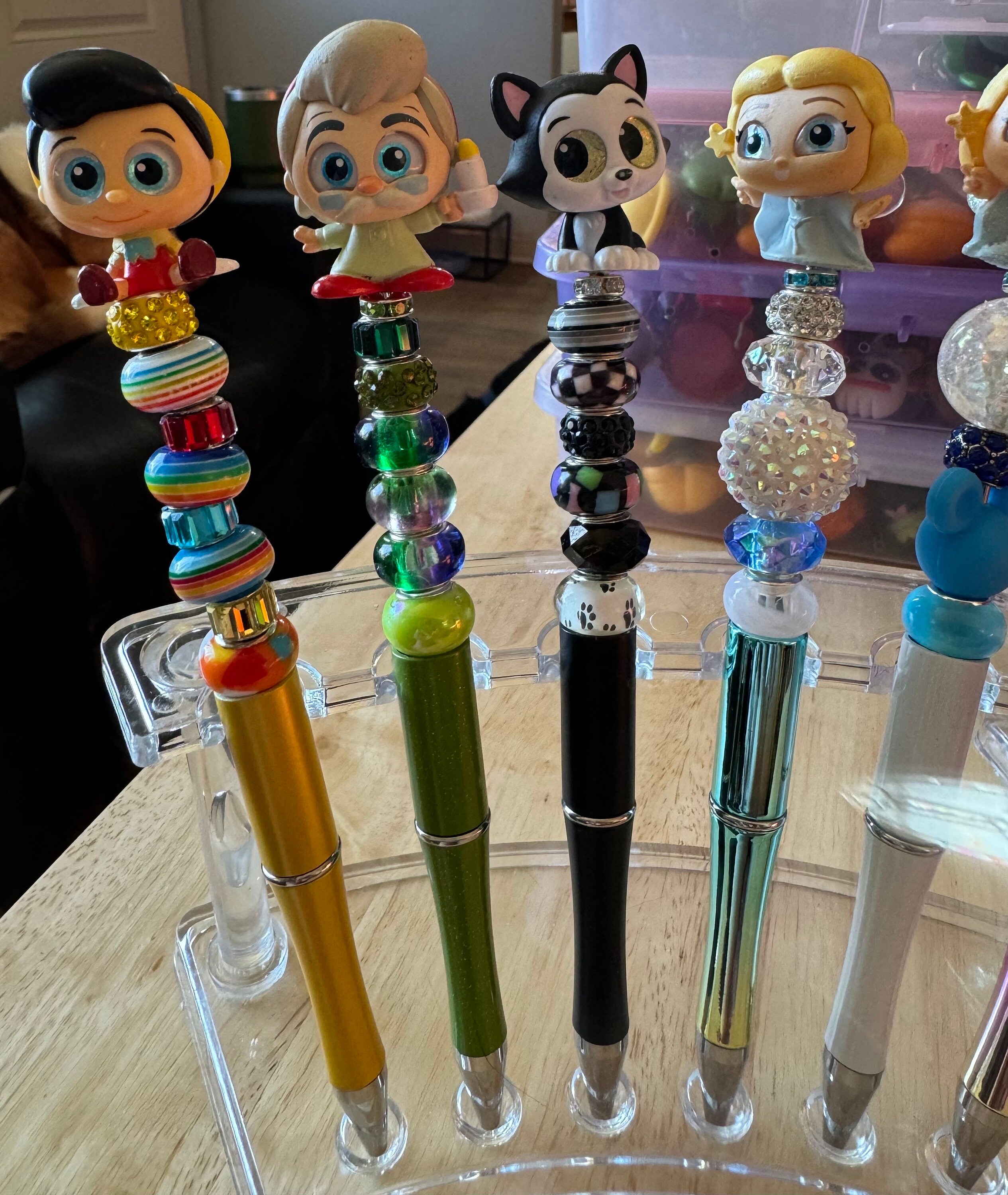 Disney Pinocchio, Blue Fairy, Figaro Cat, Gepeto, Coco, Miguel, Dante ...