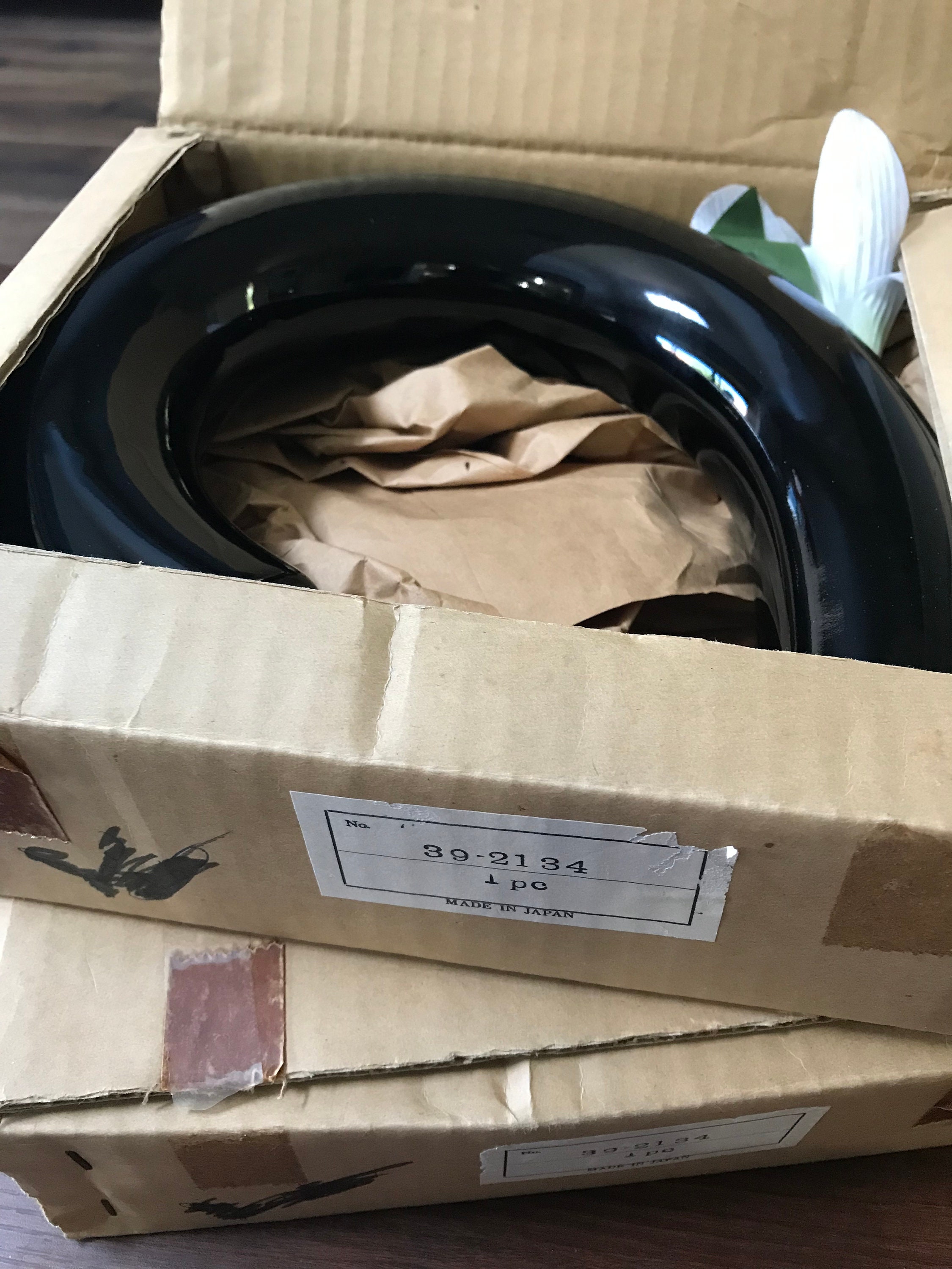 Black Toyo Curved Vase, Made in Japan - Etsy