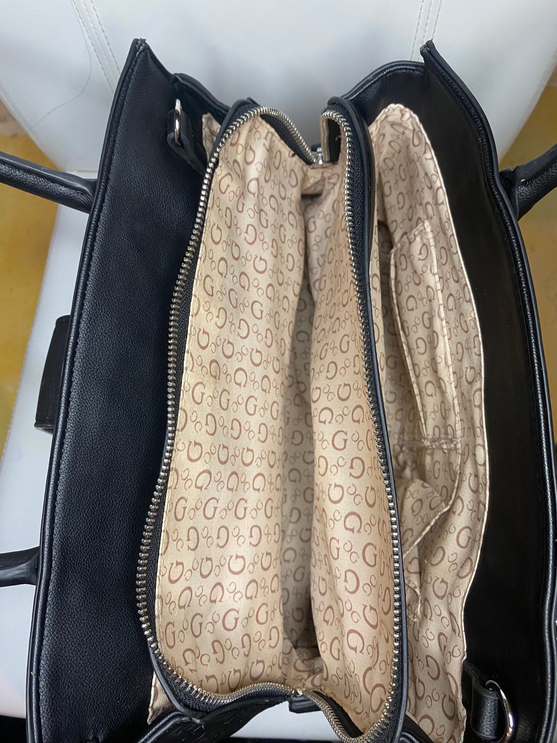 Vintage | GUESS Purse| Black Leather| - Etsy