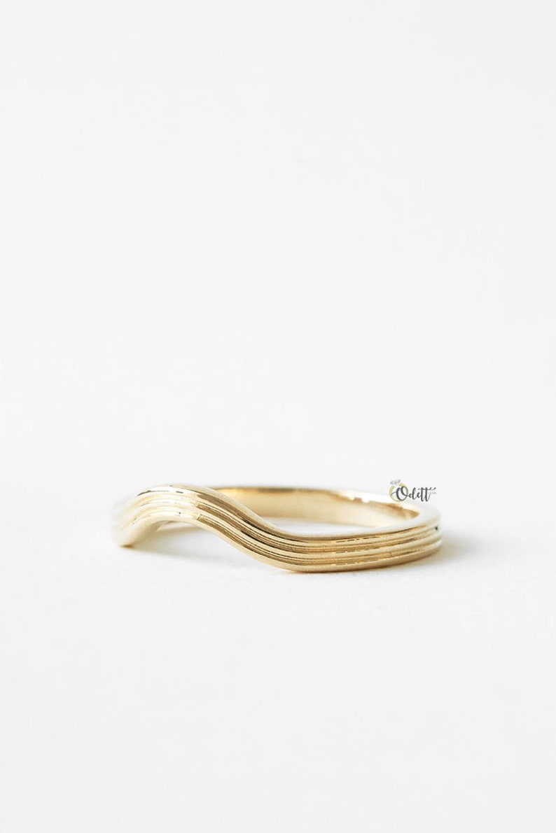 14k Solid Gold Plain Stacking Ring Simple Curved Wedding - Etsy