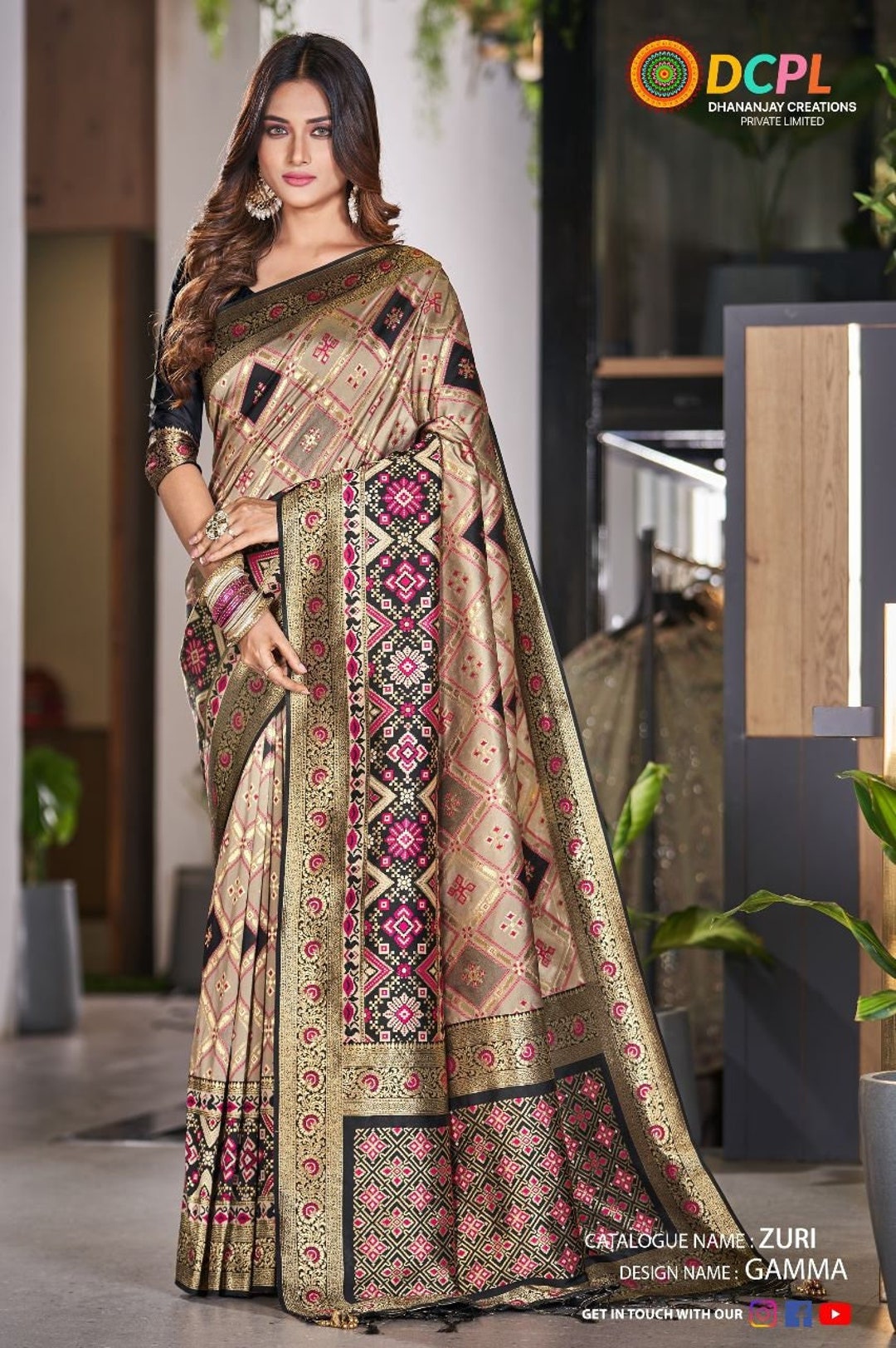 Jacquard Woven Fancy Patola Style Saree With Unstitch Blouse Piece for ...