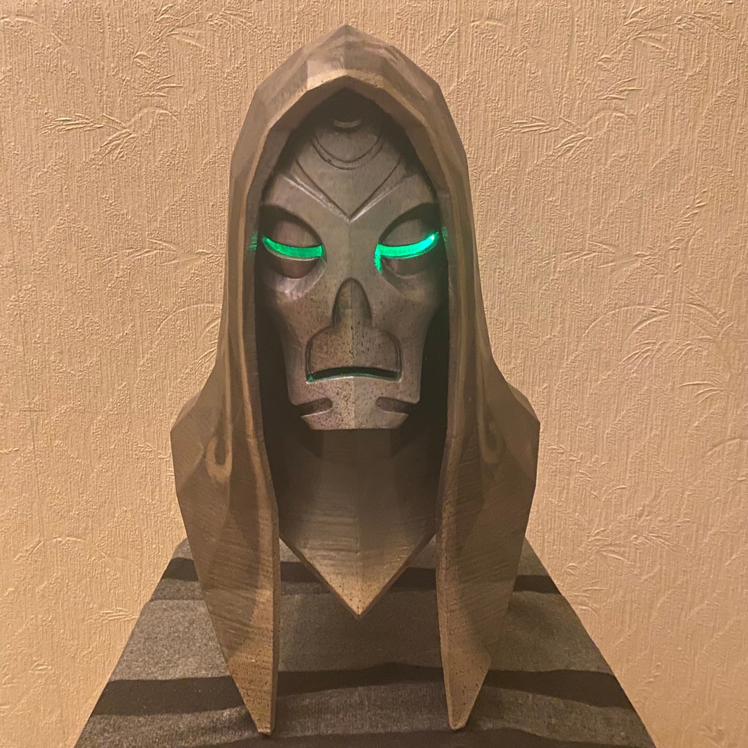 Skyrim 1:1 Scale Morokei Dragon Priest Inspired Helmet/mask/cowl Light ...