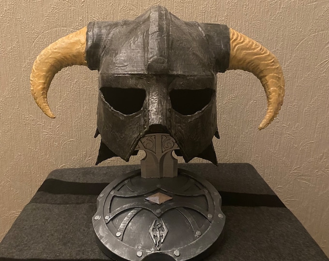 Skyrim 1:1 Scale Dragonborn Iron Helmet & Stand Inspired 3D Printed ...