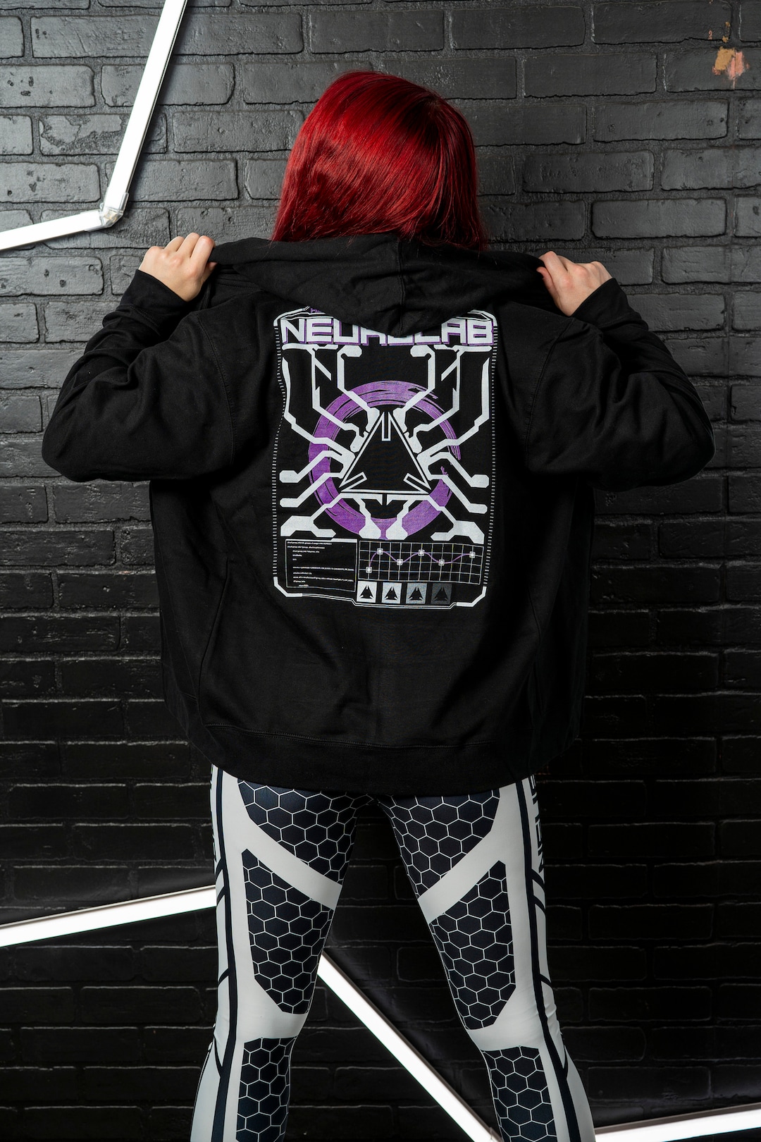 Heart of Neurolab // Zip up Hoodie // Circuits // Cyberpunk Sci-fi ...